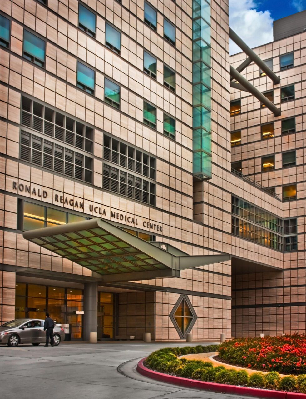 Ronald Reagan UCLA Medical Center Academic Replacement Hospital | John ...